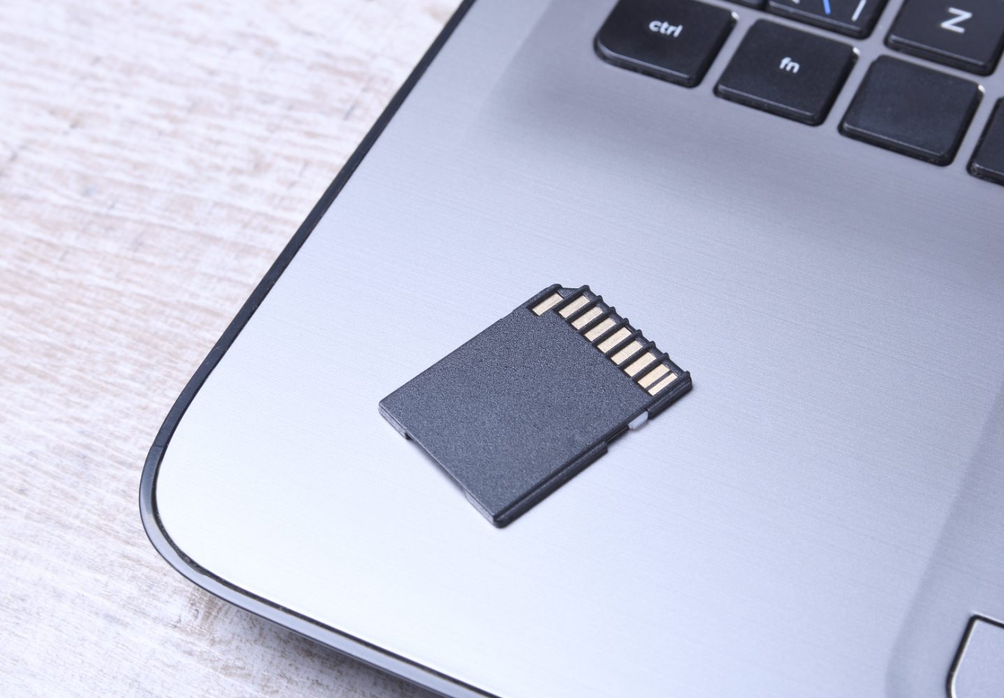 How to Fix SD Card and Recover Lost Data on Mac (2024)